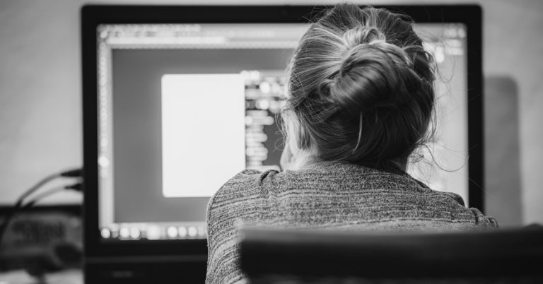 Using Graphic Design to Enhance Online Learning and Course Development ...